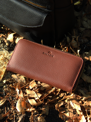 Large Leather Wallet zipper and multiple slots by OAK & ELK